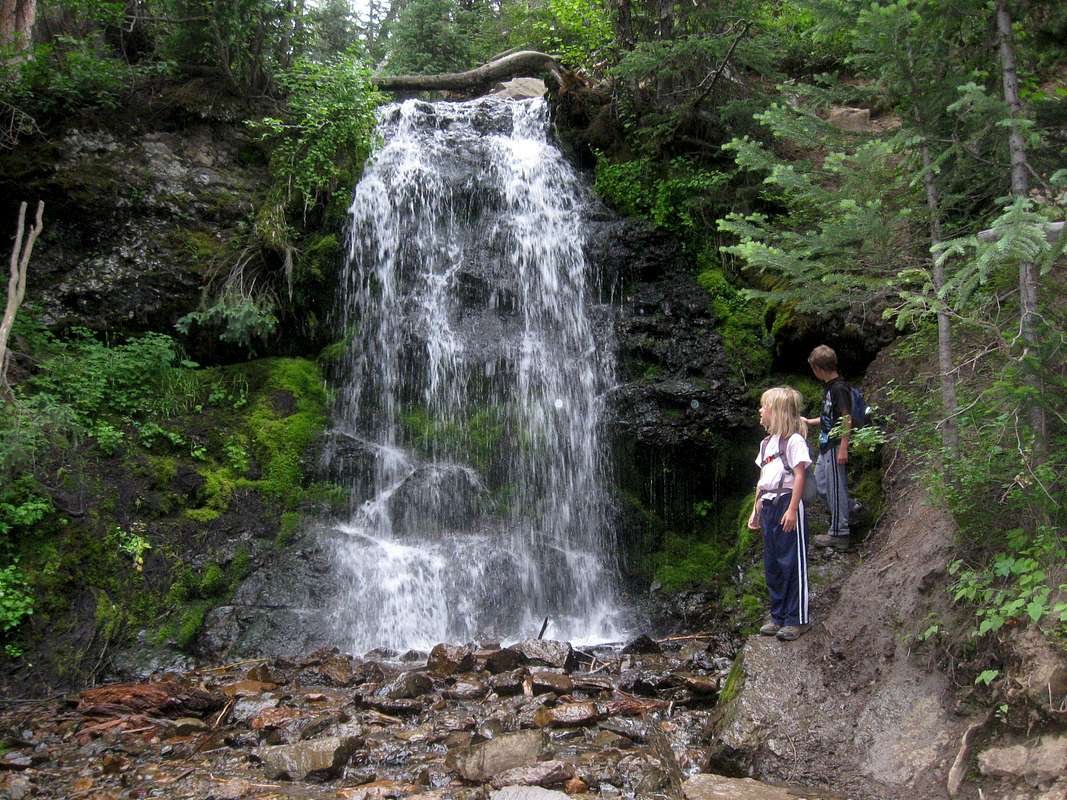 Snow Mountain Waterfall : Photos, Diagrams & Topos : SummitPost