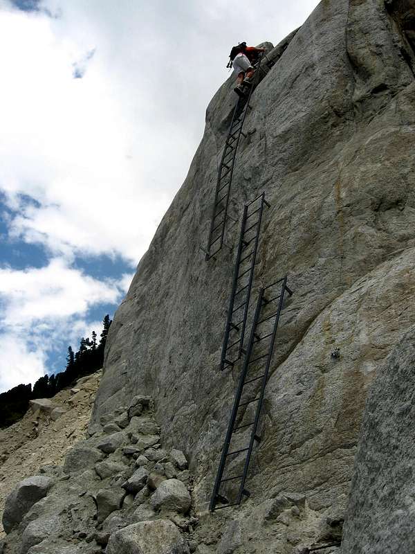 The first 3 ladders. : Photos, Diagrams & Topos : SummitPost