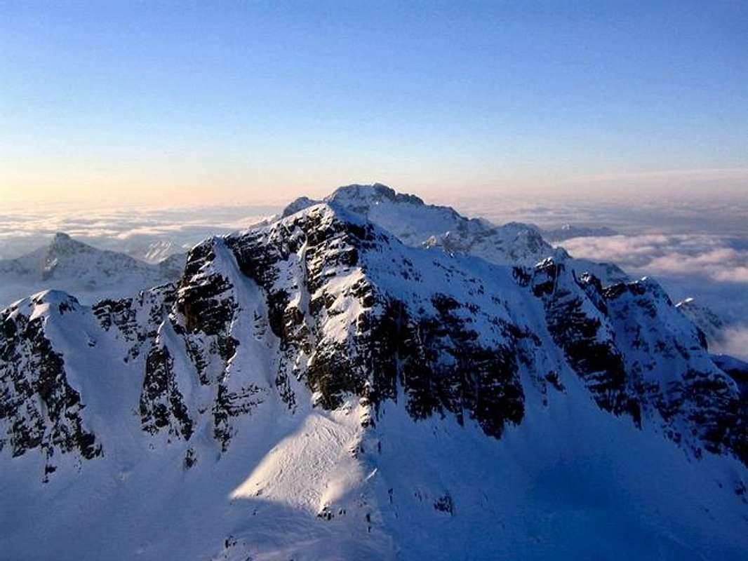 Monte Corte. : Photos, Diagrams & Topos : SummitPost