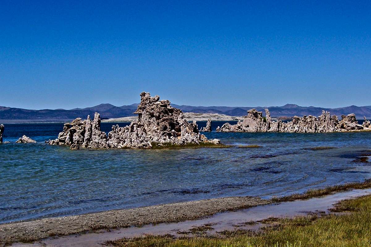 mono Lake Tufa Towers : Photos, Diagrams & Topos : SummitPost
