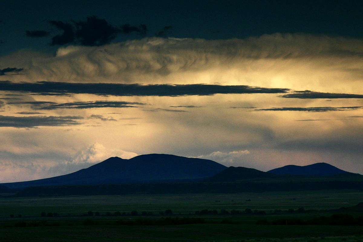Laughlin Peak, Red Mountain and Pine Butte West : Photos, Diagrams ...