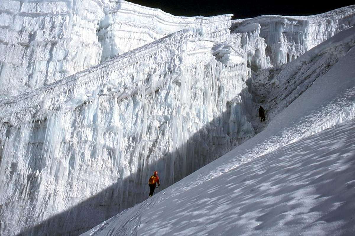 Ascending the Amphu Labsa : Photos, Diagrams & Topos : SummitPost