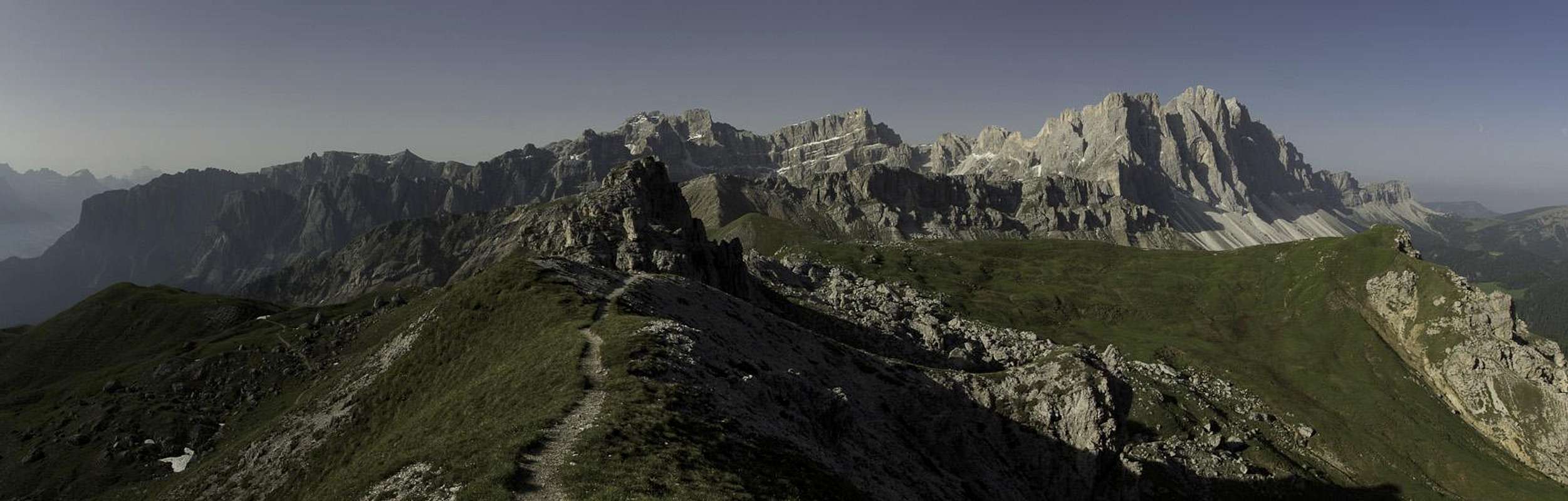 Günther Messner Höhenweg / Alta Via Günther Messner : Climbing, Hiking ...