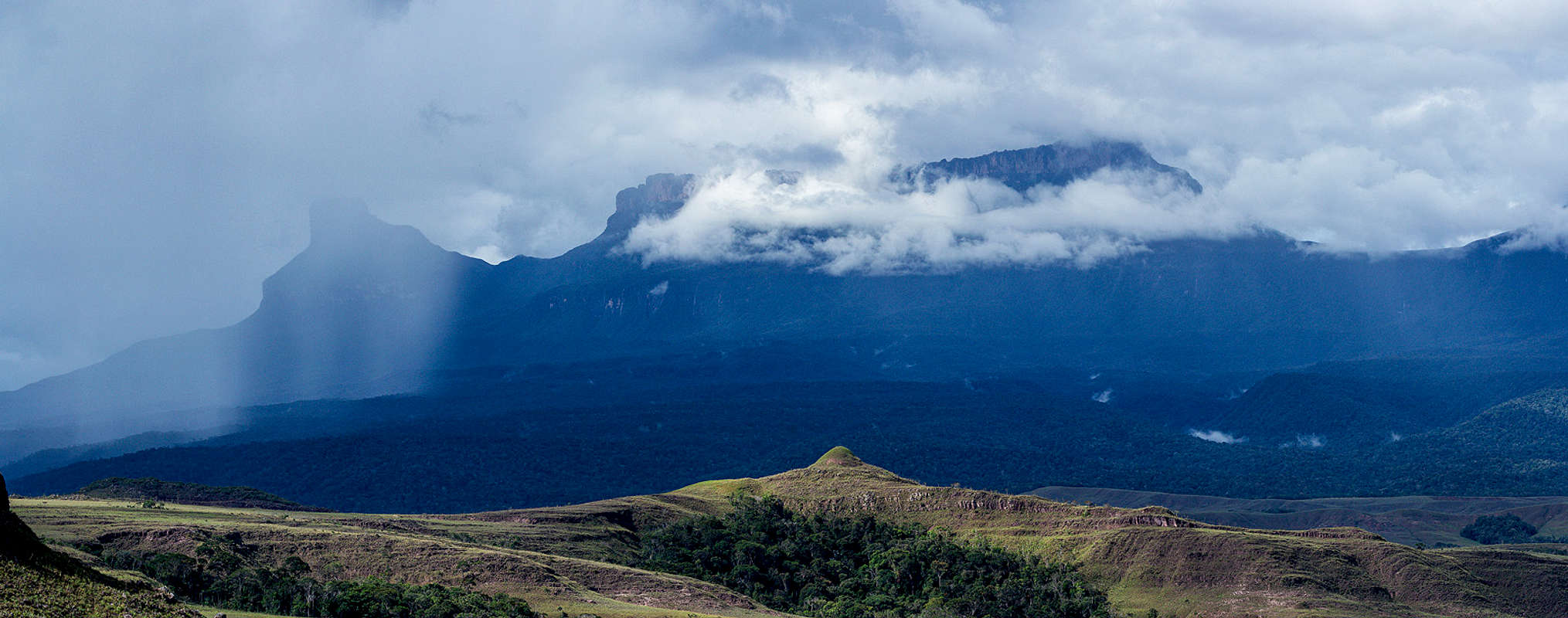 ilu, tramen and karaurin tepuis : Photos, Diagrams & Topos : SummitPost