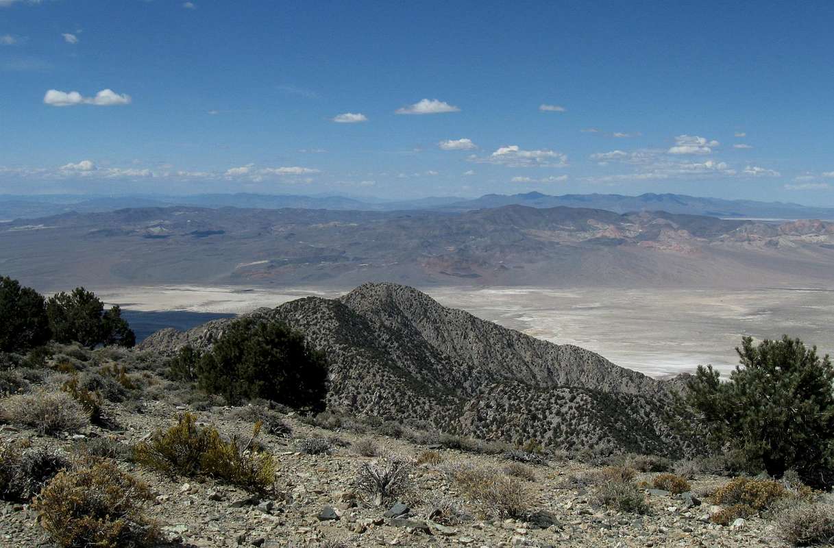 Lone Mountain (NV) West : Photos, Diagrams & Topos : SummitPost