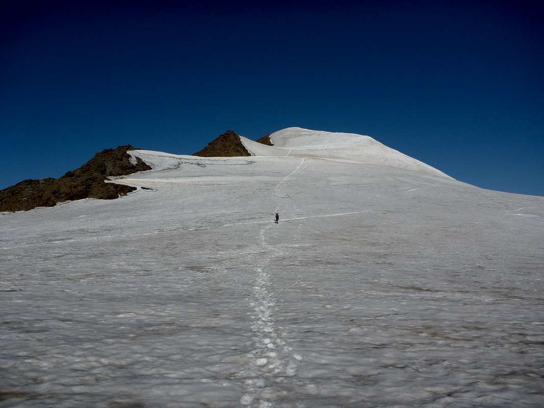 Traverse of the 13 Peaks : Photos, Diagrams & Topos : SummitPost