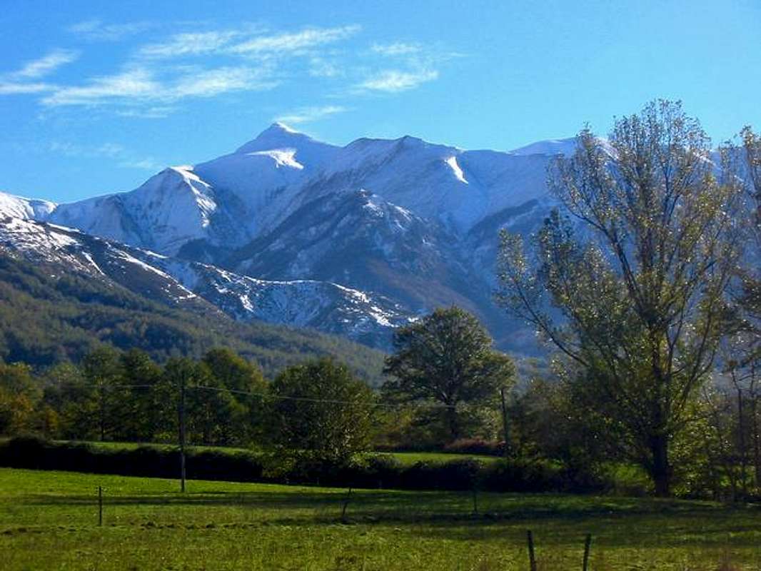 Monte Gorzano seen from... : Photos, Diagrams & Topos : SummitPost