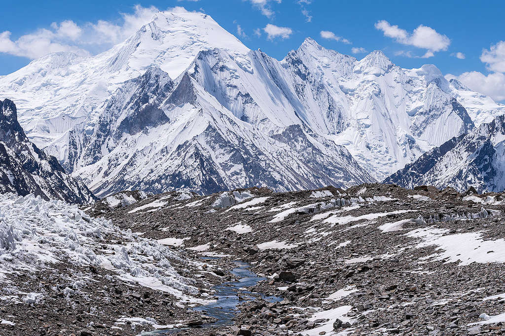 Khumul Gri and Chogolisa peaks : Photos, Diagrams & Topos : SummitPost