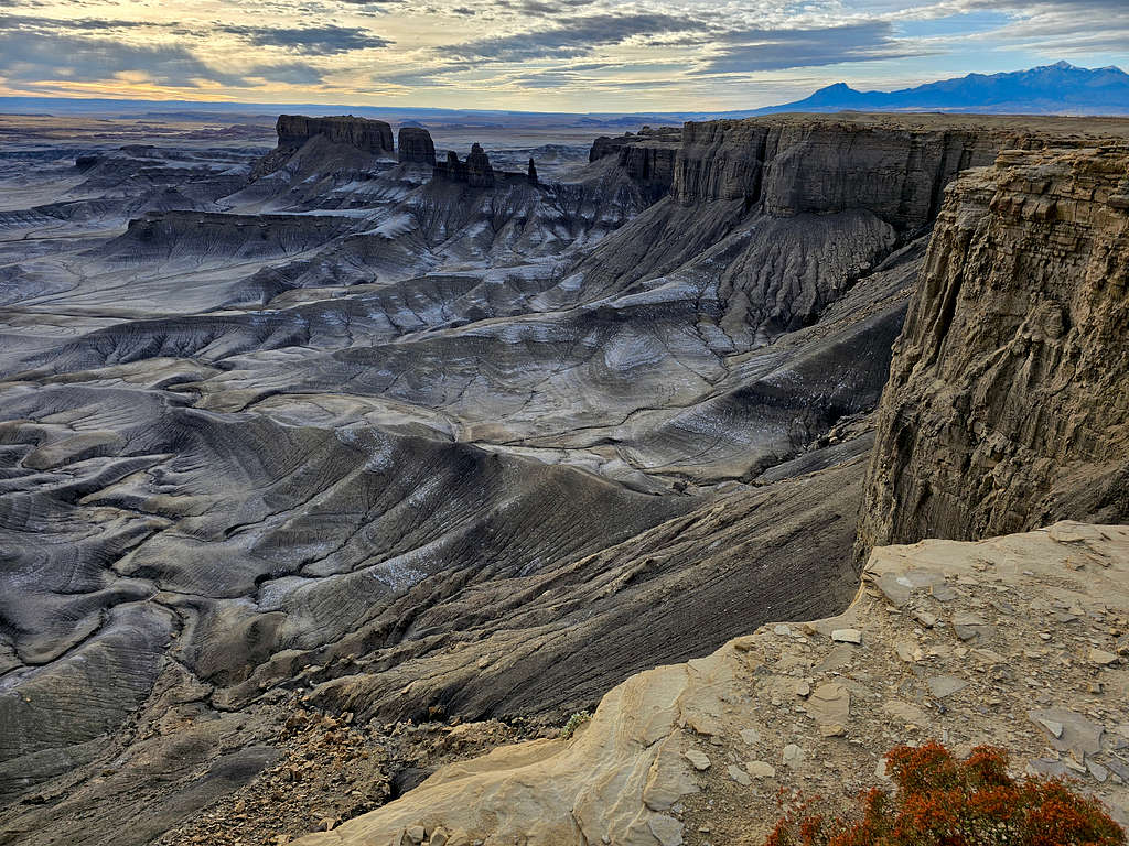 Moonscape Overlook, Utah : Climbing, Hiking & Mountaineering : SummitPost
