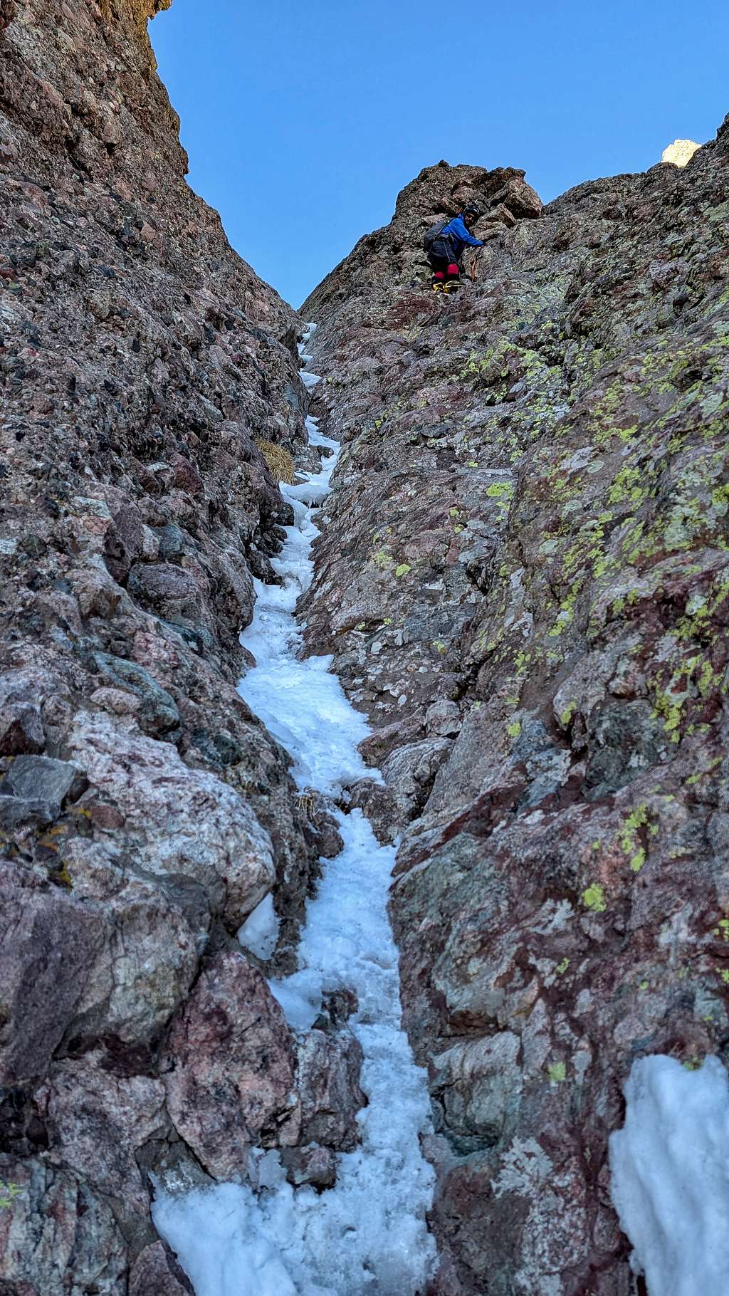 Crestone Needle- ConstrictionPrakash : Photos, Diagrams & Topos ...