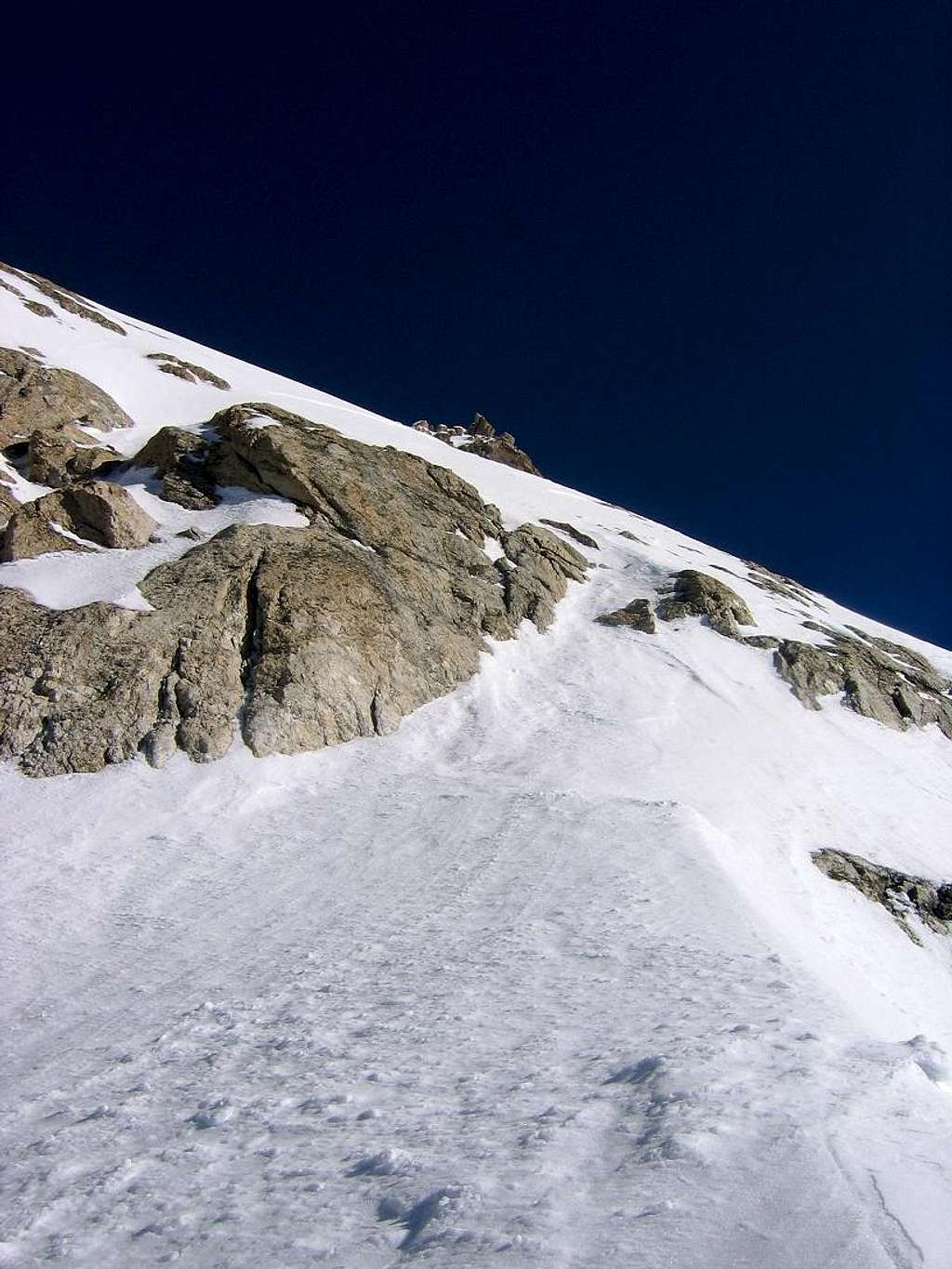 Upper Slopes : Photos, Diagrams & Topos : SummitPost