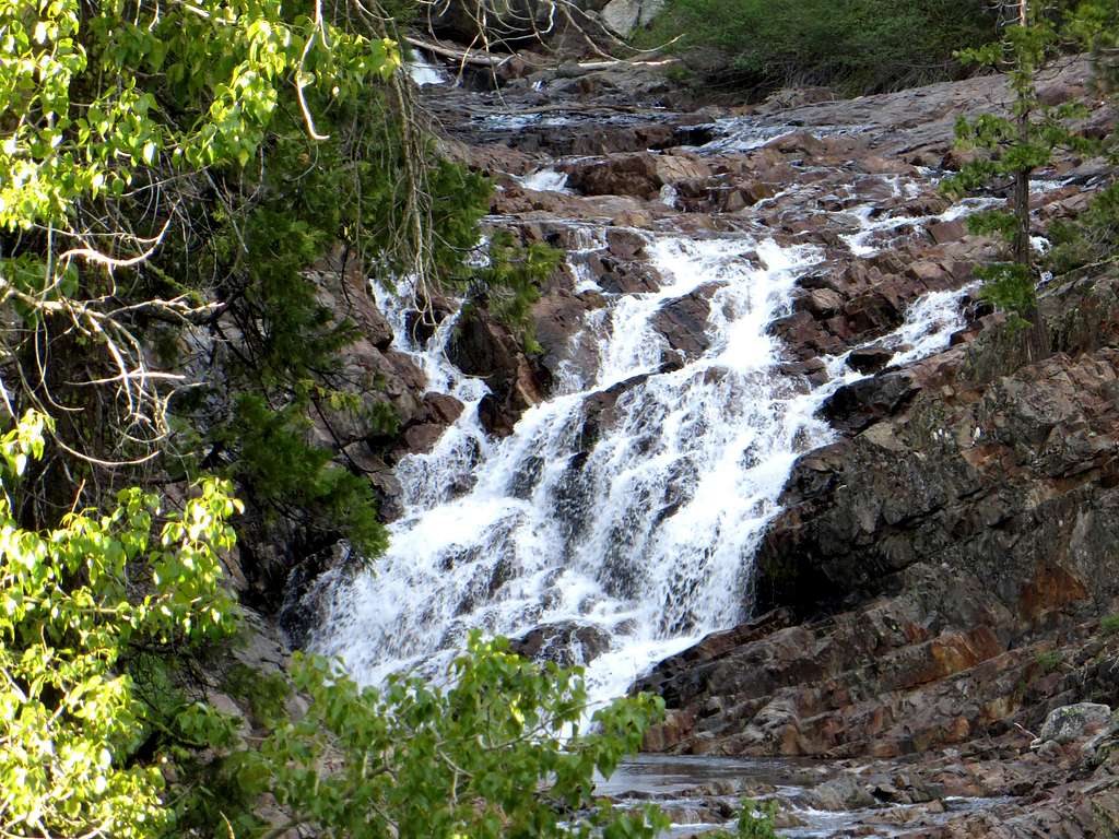 Waterfall along Shirley Canyon Trail in Squaw Valley : Photos, Diagrams ...